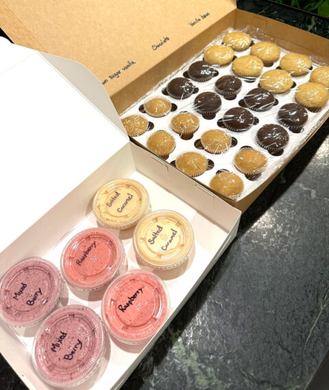 Cake Tasting | Fancy Pants Cakes